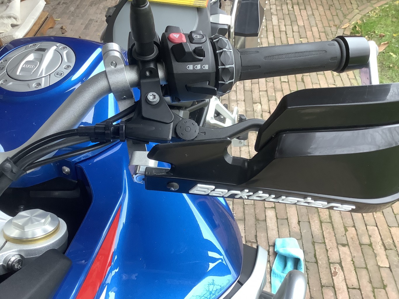 Barkbusters handguards - positioning question - Modifications ...
